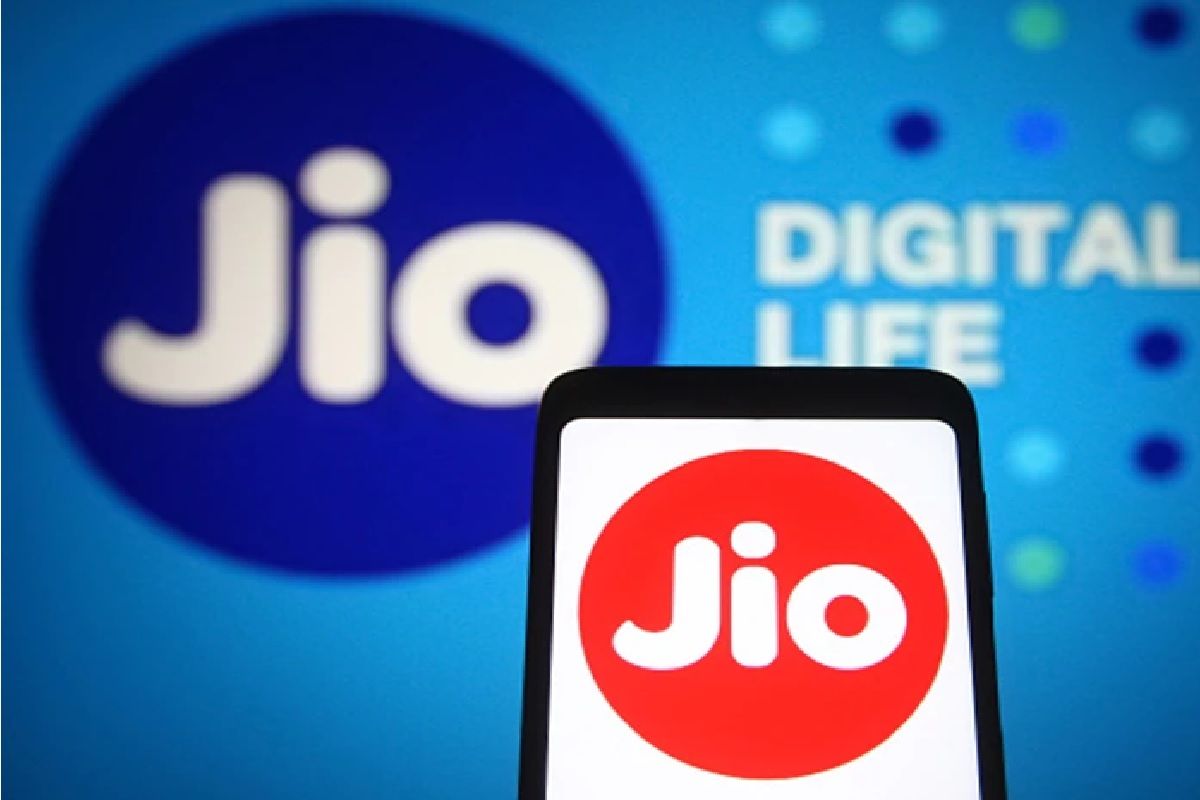 Jio ने लॉन्च किए ये 5 जबरदस्त प्लान, जान लें क्या-क्या हैं बेनेफिट्स