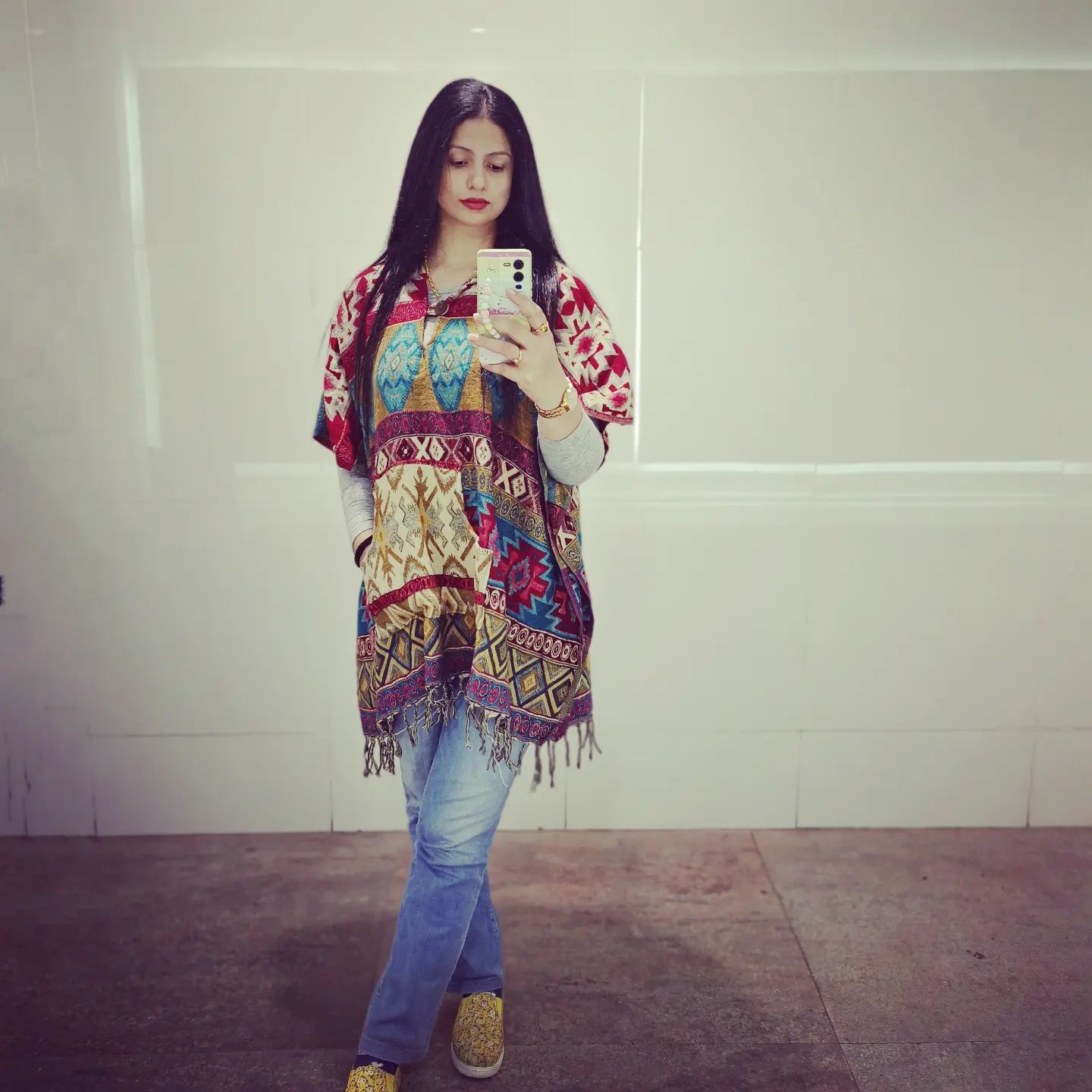 Hasin Jahan Photo: हसीन जहां ने शॉर्ट ड्रेस में तस्वीरें शेयर कर मचाई ...