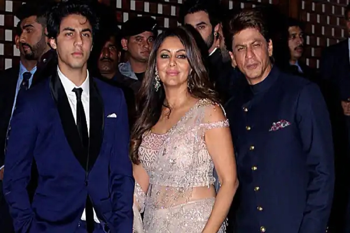 Aryan Khan in Movie: शाहरुखचा मुलगा आर्यनही बॉलिवूडमध्ये करणार एन्ट्री ...