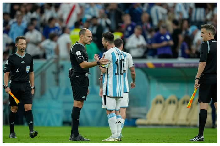 FIFA World Cup 2022: Referee Mateu Lahoz Red-Carded After Argentina Vs Netherlands Clash