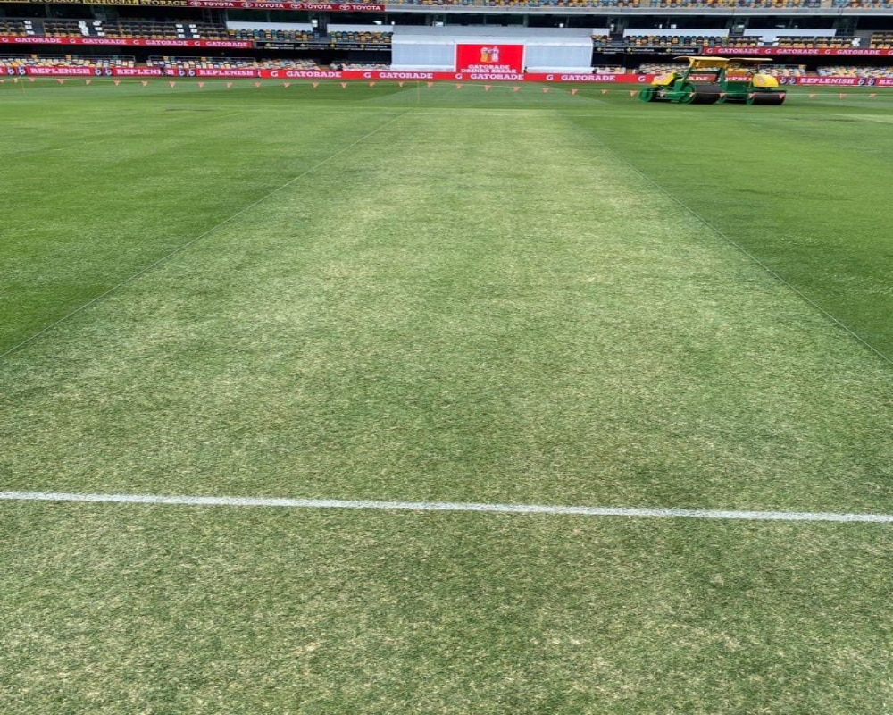 Gabba pitch, The Gabba, Brisbane,, AUS vs SA 1st Test, Michael Vaughan ...