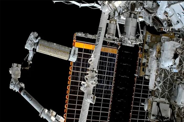 Video Nasa Astronauts Out On A Spacewalk Successfully Install Solar