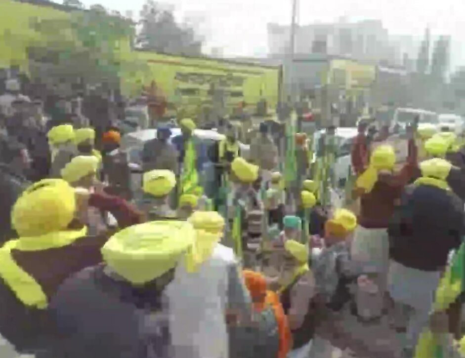 Farmers Come Face-To-Face With Police As Protest Against Liquor Factory ...