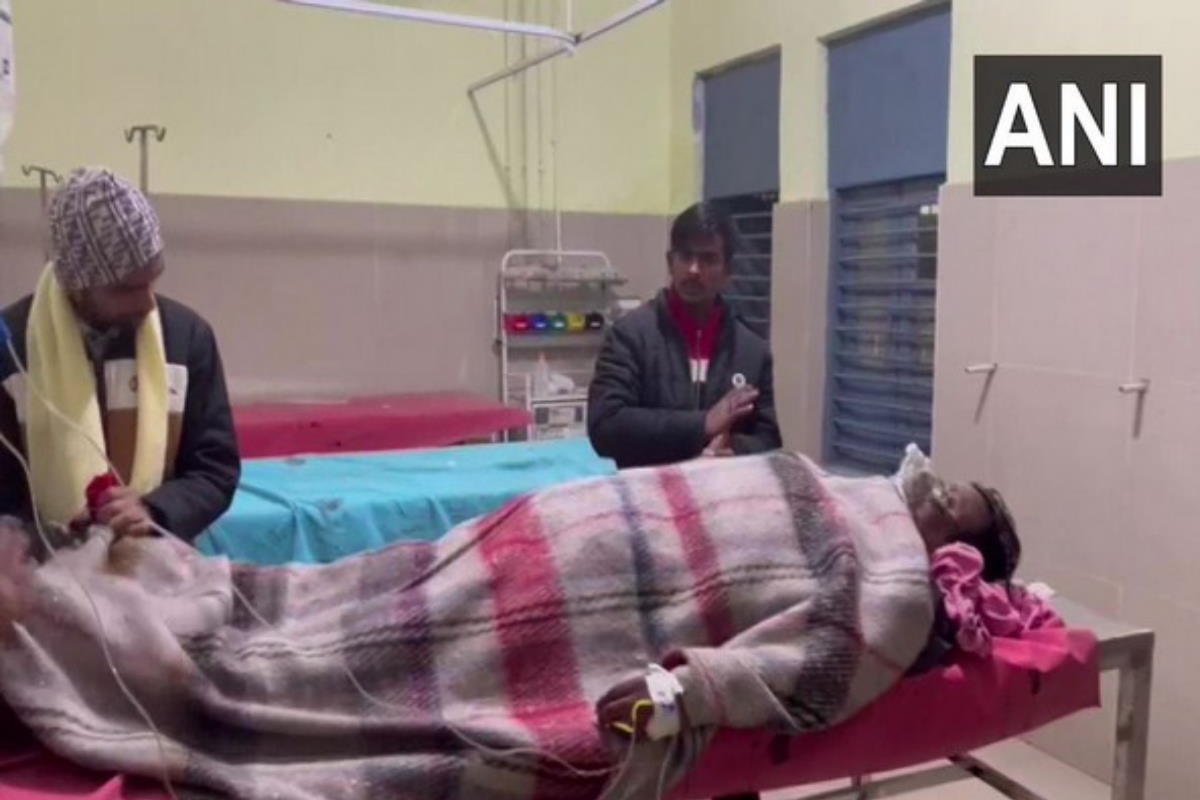 छपरा में जहरीली शराब पीने से मौत के मामले में थाना प्रभारी पर गिरी गाज ...