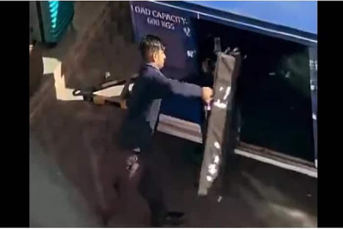 Indigo Staff Caught Throwing Musical Instruments Into Flight Carrier ...