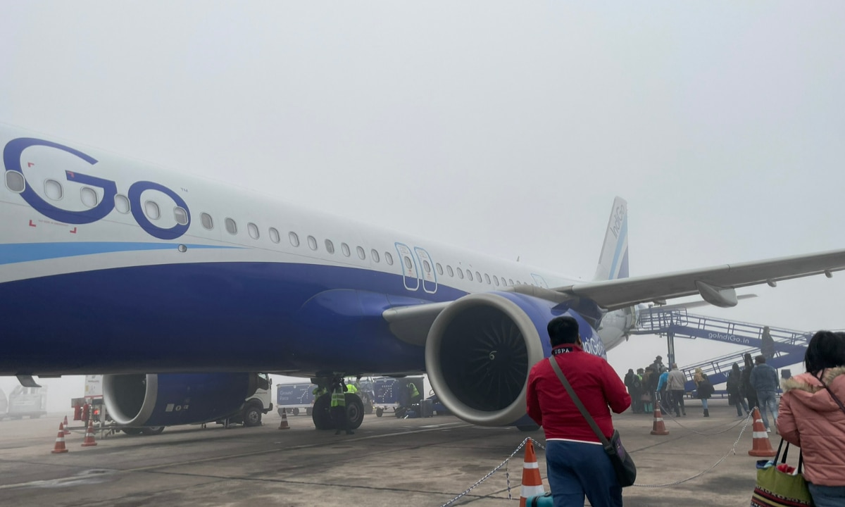 Over 40 Flights Delayed At Delhi Airport Amid Harsh Fog And Severe Coldwave
