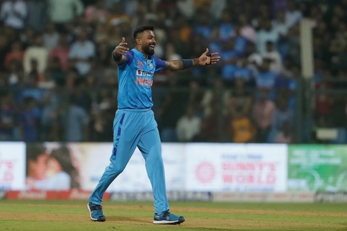 Hardik Pandya, Axar Patel, IND vs SL 1st T20I