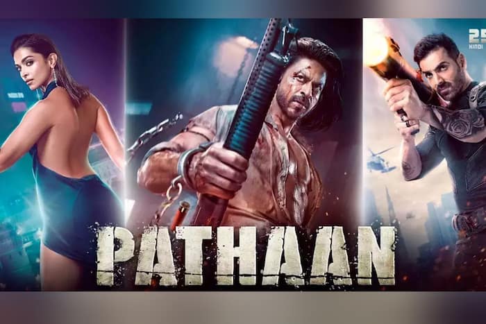 Pathaan Movie Review: दर्शकों ने बिग स्क्रीन पर किया