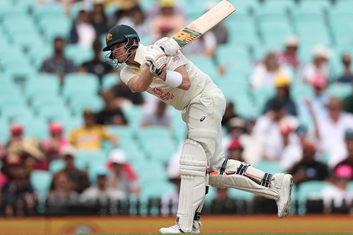 सर डॉन ब्रैडमैन से आगे निकले स्टीव स्मिथ, शतकों के मामले में पछाड़ा