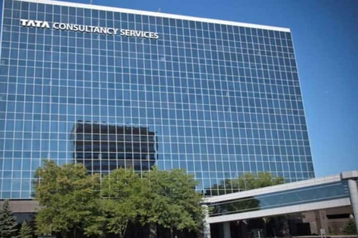 TCS Accused Of Firing US Workers And Replacing Them With Indians On H ...