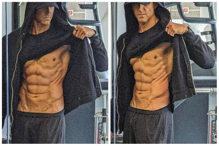 Hrithik Roshans Chiseled Eight-Pack Abs Break The Internet Fans Say ...