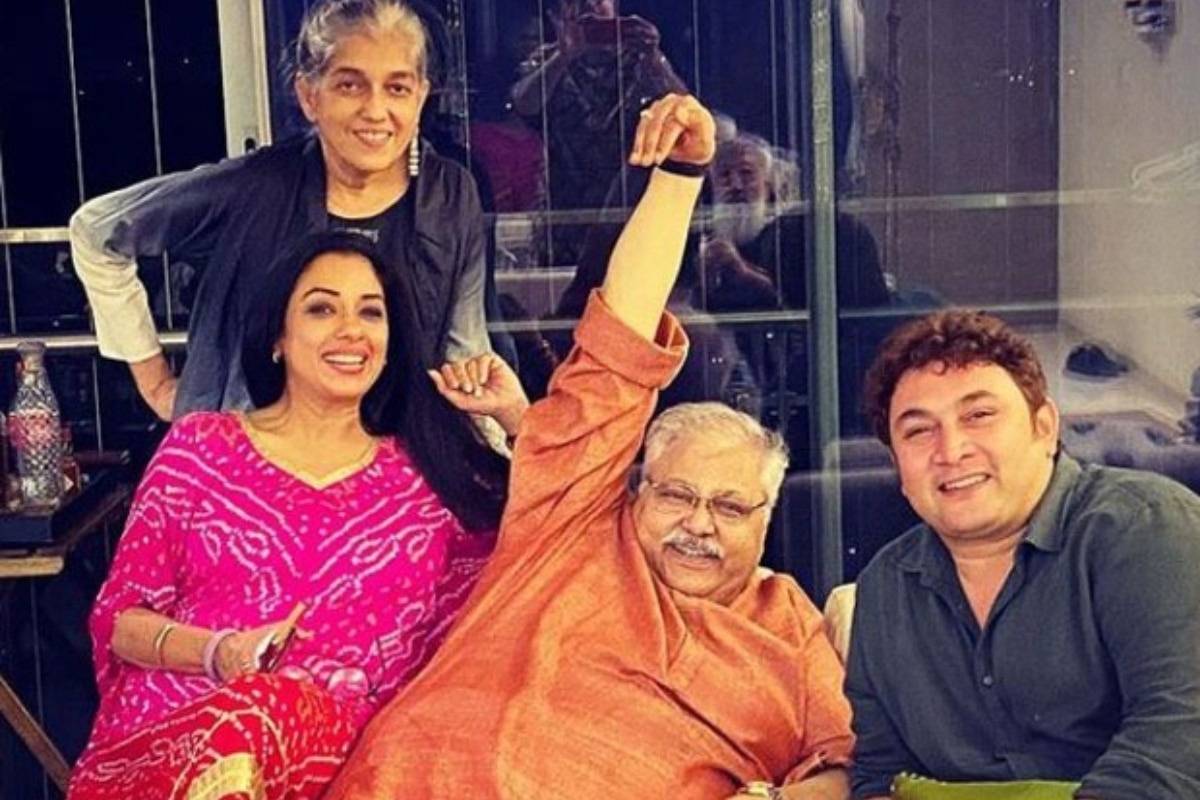 'ये फर्स्ट क्लास का खर्च कैसे उठा सकता है', लंदन में नस्लवादी टिप्पणी ...