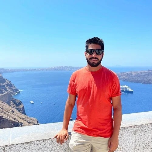 Who Is Arjun Bhalla: कौन हैं अर्जुन भल्ला जिनसे स्मृति ईरानी की बेटी ...