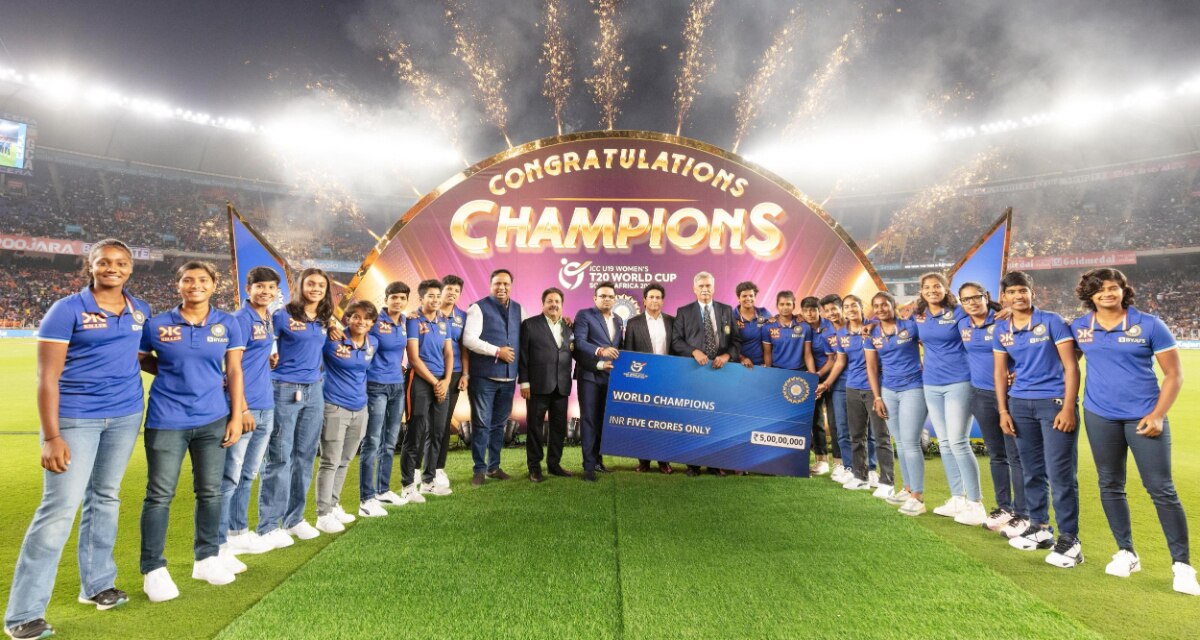 WATCH: Sachin Tendulkar Felicitates U-19 Womens Cricket Team For ...