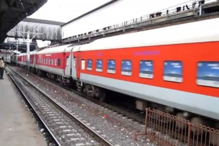 IRCTC Indian Railways Cancelled Over 250 Trains On February 28 | Complete List, Refund Rule ...