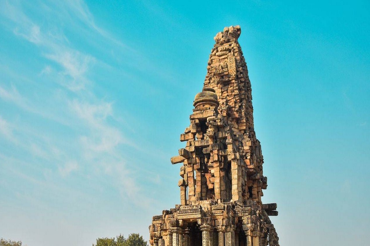 एक ही रात में हुआ था इस शिव मंदिर का निर्माण Kakanmath Temple Built in ...