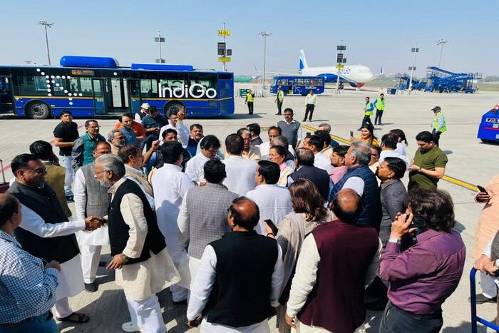 Congress Leader Pawan Khera Deplaned, Arrested By Assam Police At Delhi ...