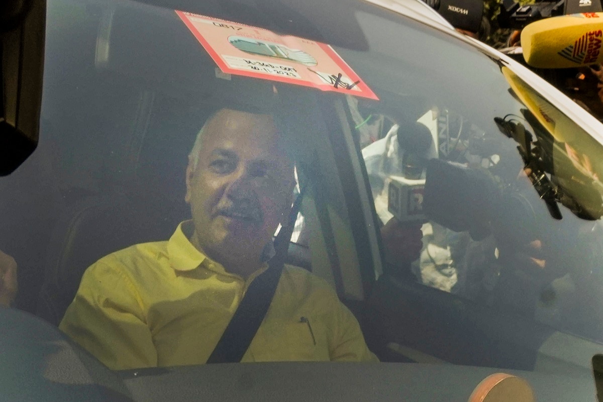 Manish Sisodia Moves SC Against Arrest By CBI In Excise Policy Scam ...