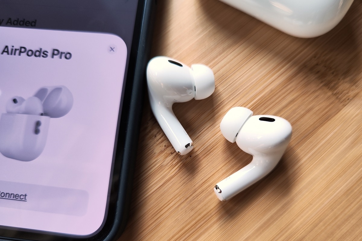 Airpods नहीं कर रहे काम? आसान है रीसेट करना, यहां जानें सिम्पल तरीका ... Airpods नहीं कर रहे काम? आसान है रीसेट करना, यहां जानें सिम्पल तरीका ...