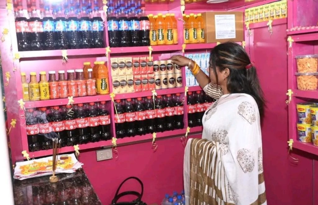 In a First, Indian Railways Opens Trans Tea Stall in Assam's Guwahati ...