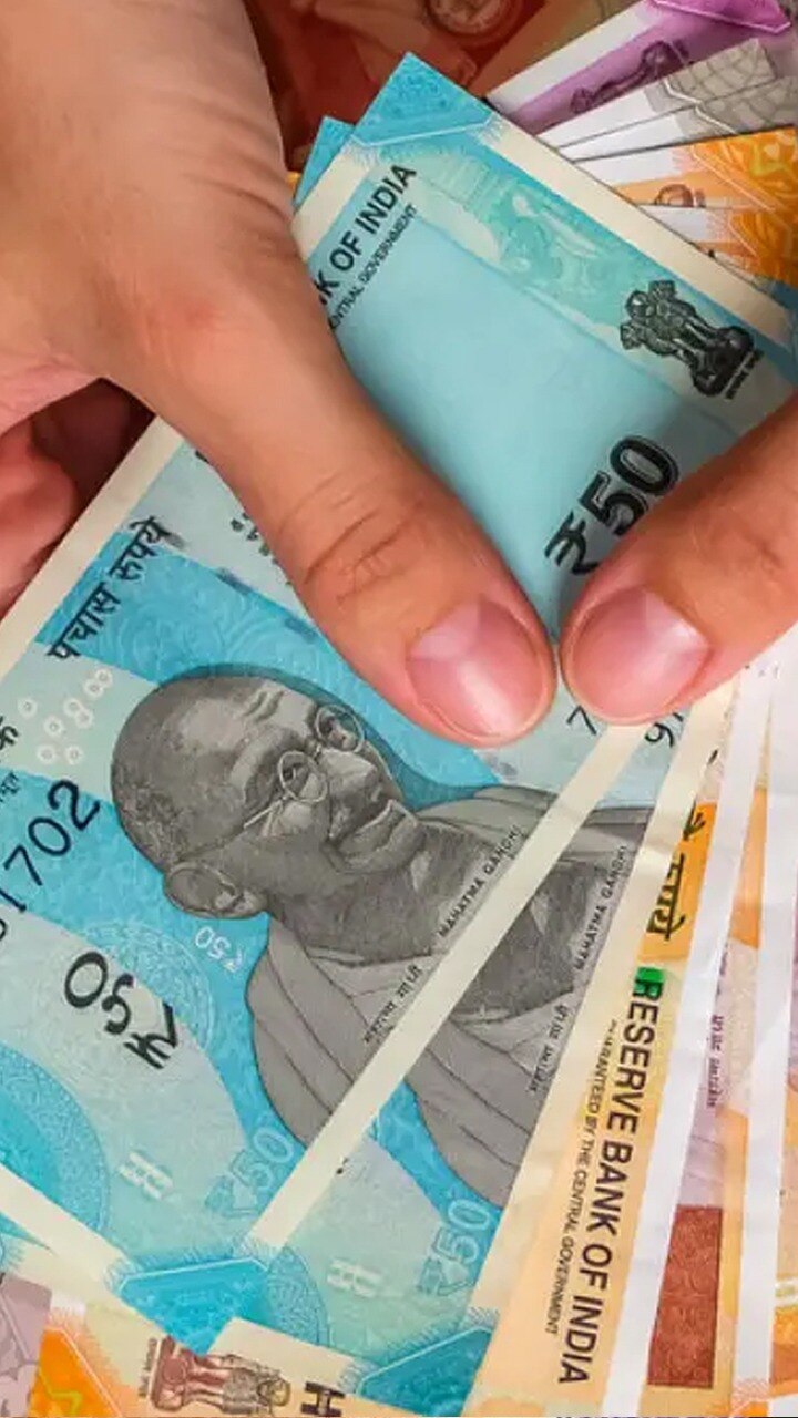 Business Web Stories - Business Visual Stories on India.com