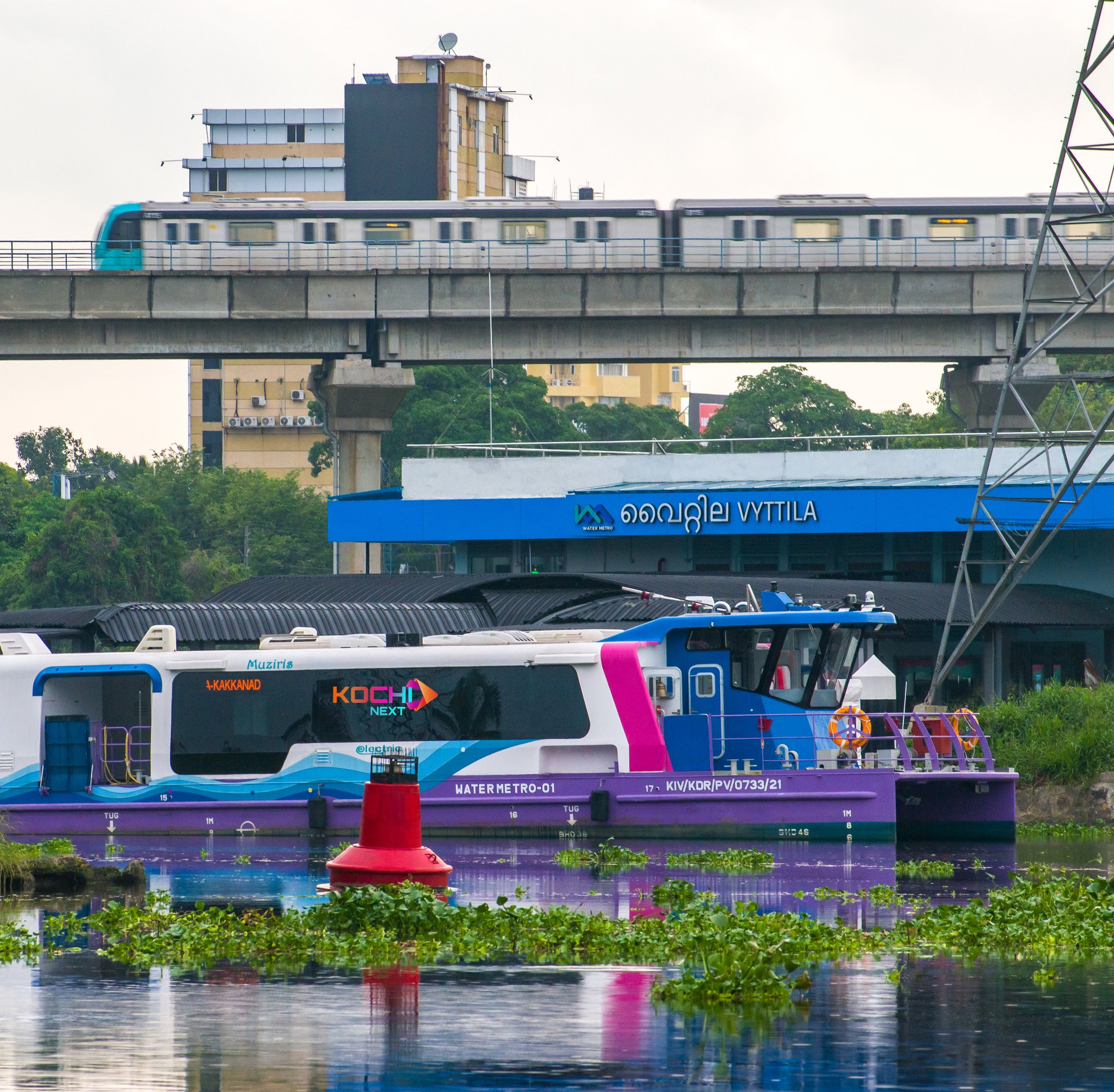 Kochi Water Metro: देश की पहली वाटर मेट्रो में क्या-क्या है खास? एक बार ...