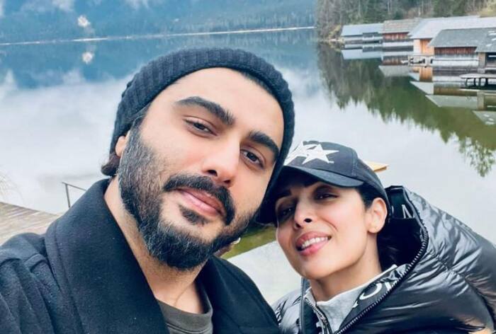 Malaika Arora-Arjun Kapoor Enjoy Pre-Honeymoon Phase, Drop Dreamy Pics From Scotland - See Pics