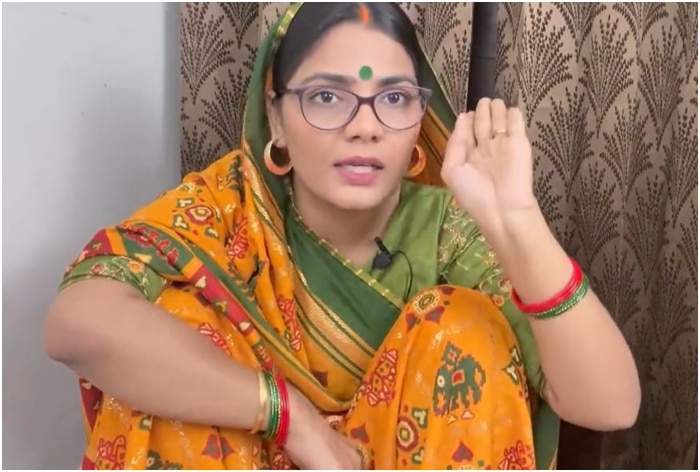 नेहा सिंह राठौर का