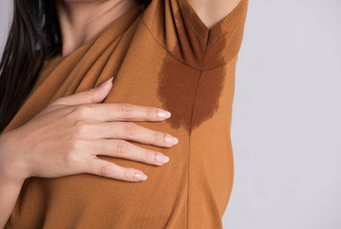 Sweating? 5 Expert-Backed Tips to Prevent Excess Sweat in Summer