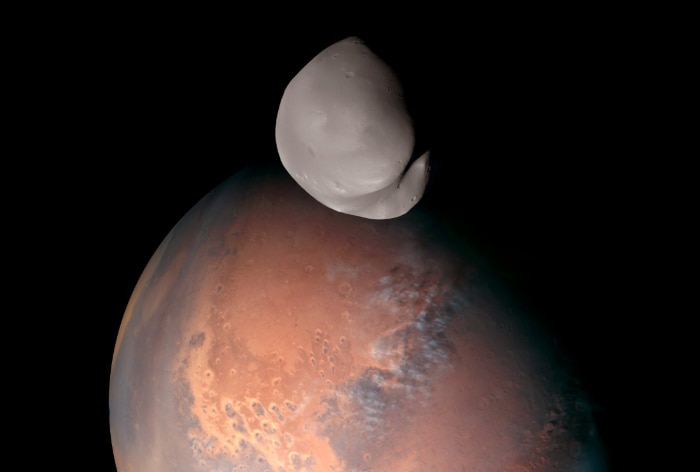 New Close-Up Images Of Mars Mars Moon Deimos Reveal How It Was Formed