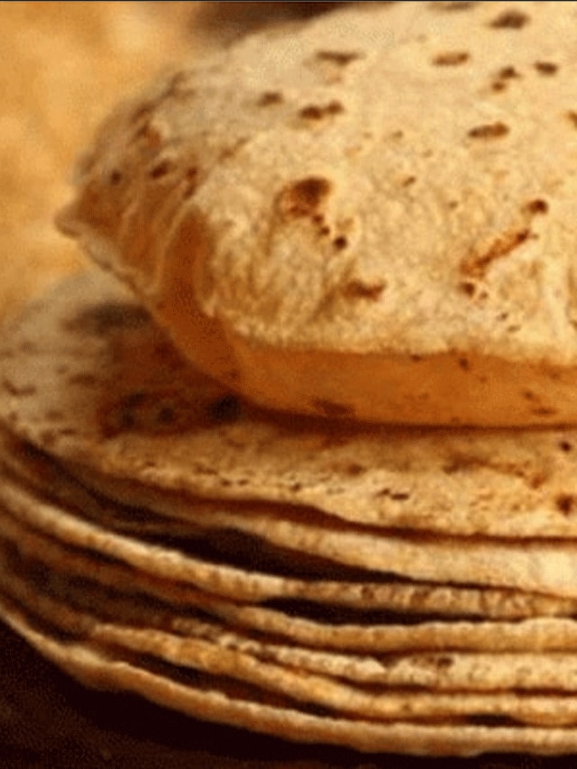 क्या आप भी रात को खाते हैं इतनी रोटियां? संभले ज़रा!