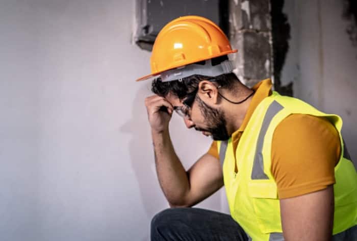 What Are Blue Collar Jobs That May Cause Burnout? Know Causes, Symptoms ...