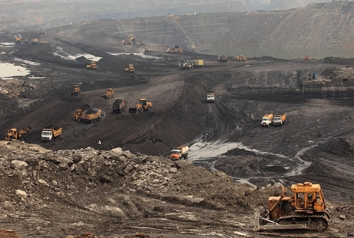 Coal Mine Caves In During Illegal Mining In Dhanbad: 3 Dead, Several ...