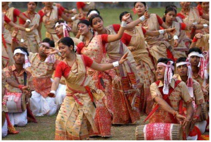 लोगों को प्रभावित करती है असम की सुंदरता, जानें यहां की संस्कृति और ...
