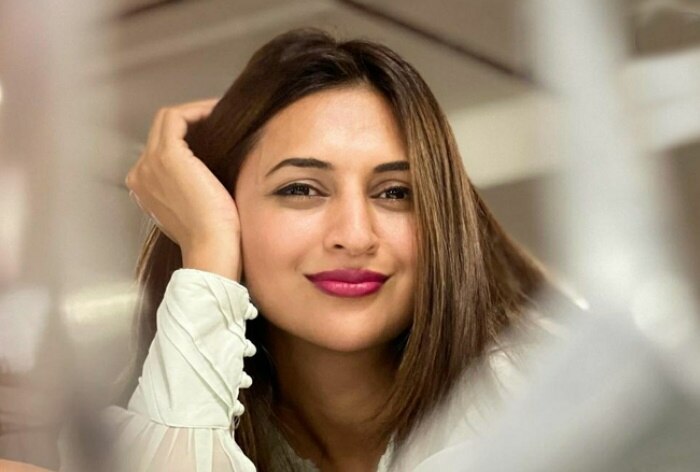 कई बॉलीवुड स्टार्स से भी ज्यादा कमाते हैं TV के ये 8 बड़े एक्टर्स, एक एपिसोड की फीस सुन हो ...