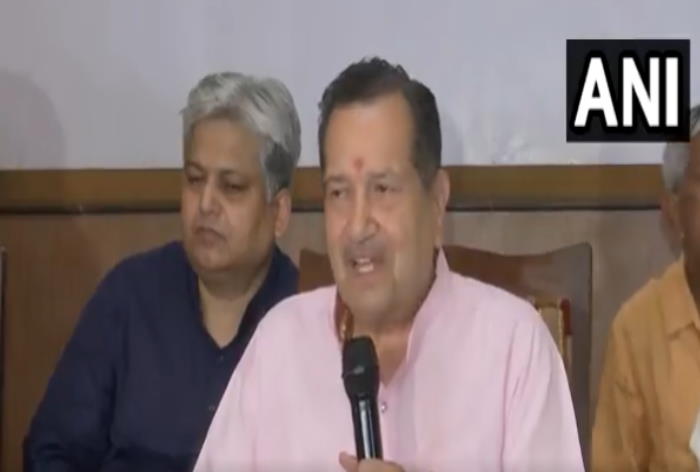 RSS नेता इंद्रेश कुमार बोले- पहचान छिपाकर पार्टनर से प्यार करना धोखा है ...
