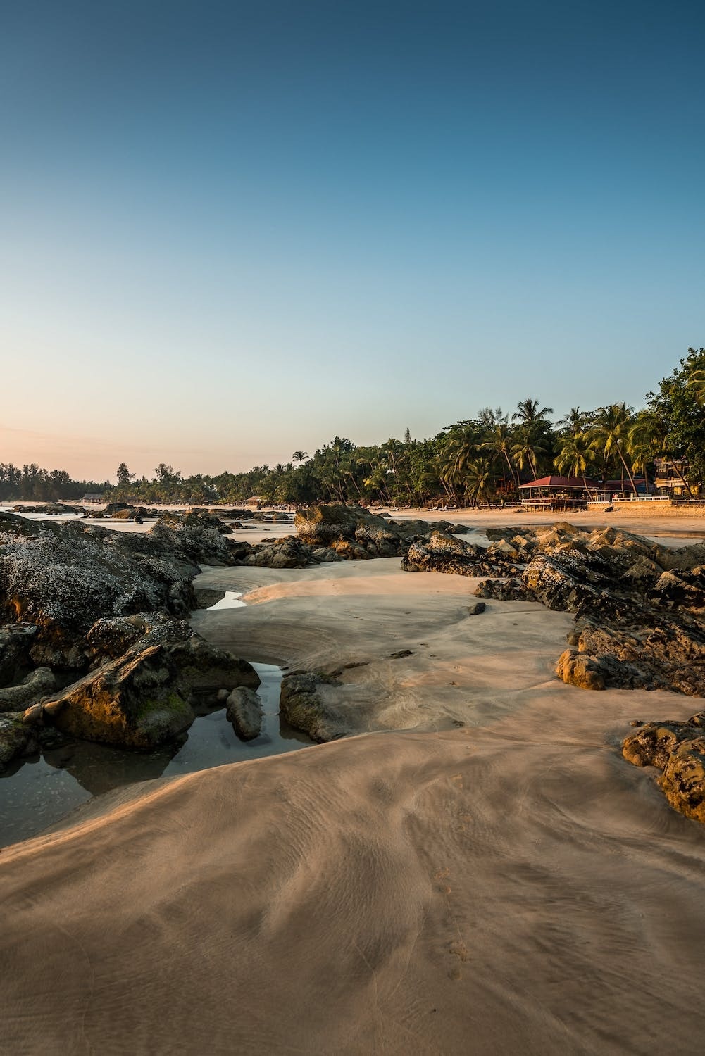 Top 10 Iconic Tourist Attractions of The World