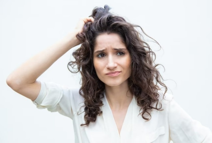 Frizzy Hair 5 Tips to Manage Frizzy Hair in Monsoon Season