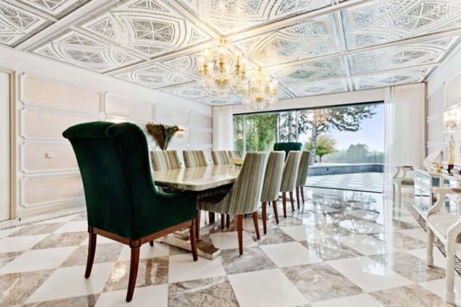 Indian Billionaire Buys One Of Worlds Most Expensive Homes For ₹1,649 ...