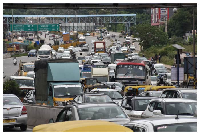 Karnataka Bandh: Commuters Face Trouble as Bengaluru Witnesses Massive ...