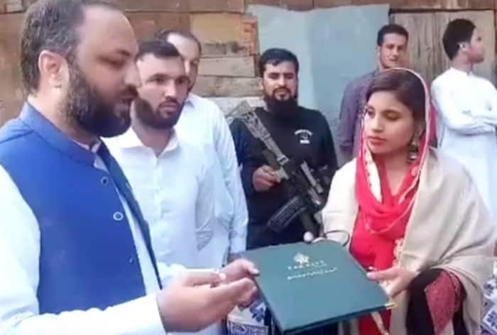 Watch: India's Anju, Now Fatima, Who Married Pakistan's Nasrullah ...