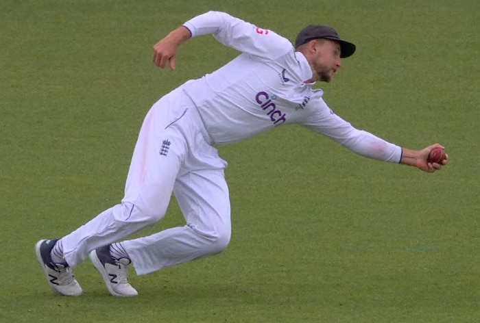 WATCH VIDEO: जो रूट ने स्लिप में एक से हाथ से लपका कमाल का कैच, वीडियो ...