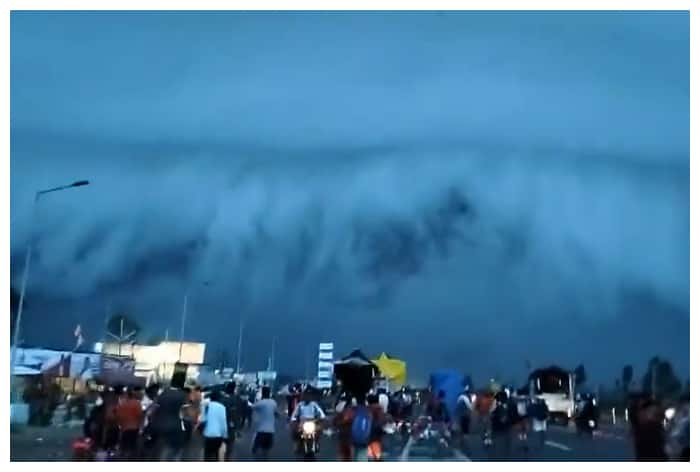 Strange Yet Captivating Cloud Formation Appears In Haridwar Watch ...