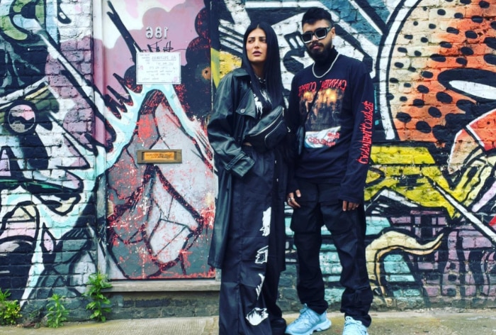 Shruti Haasan Calling Boyfriend Santanu Hazarika ‘Most Unromantic Human ...