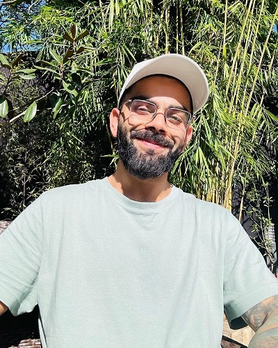 Virat Kohli Or....? Watch Former Skipper's Doppelganger Goes Viral in ...