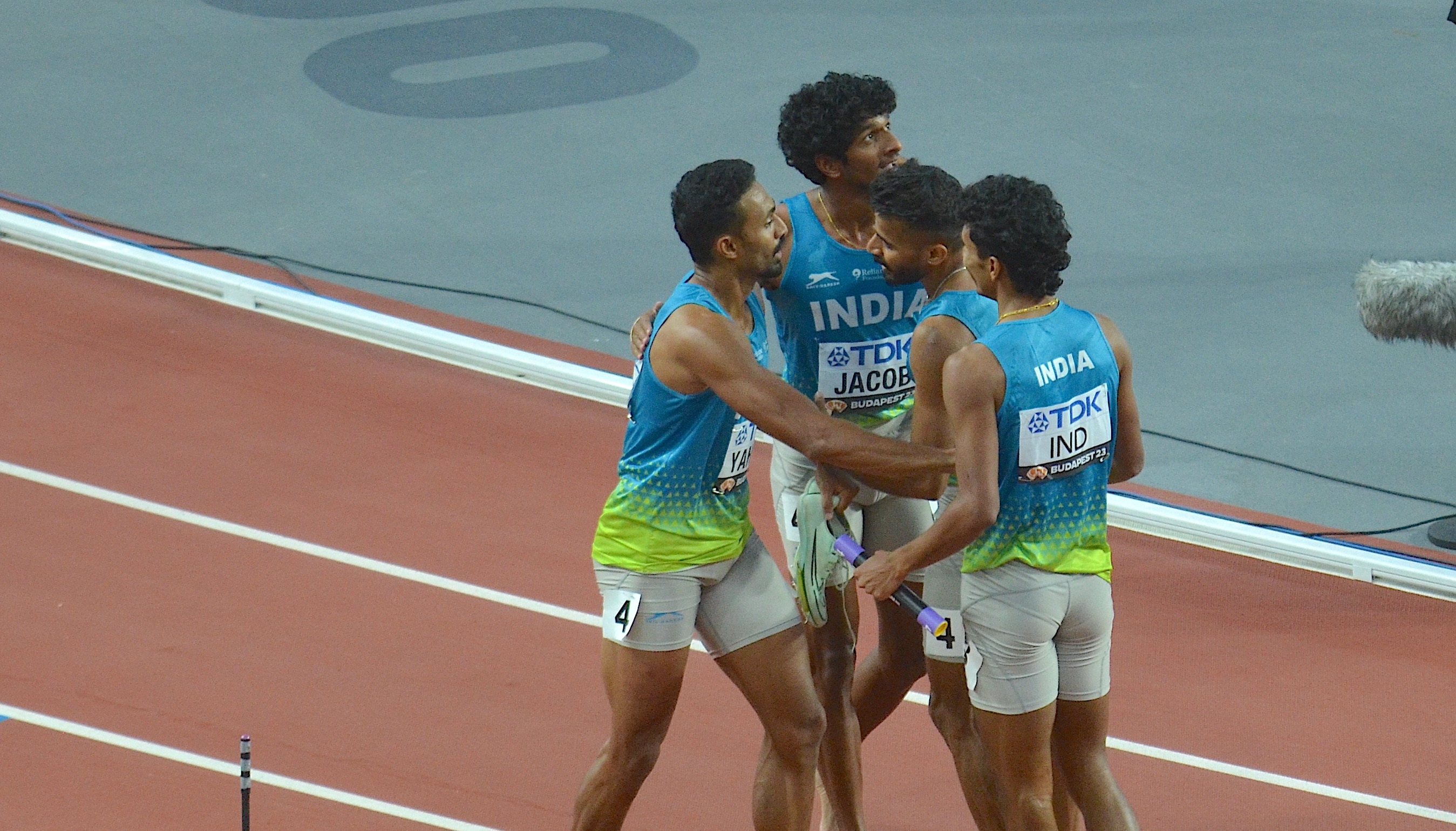 भारतीय पुरुष 4x400 मीटर रिले टीम ने तोड़ा एशियाई रिकॉर्ड; पहली बार ...