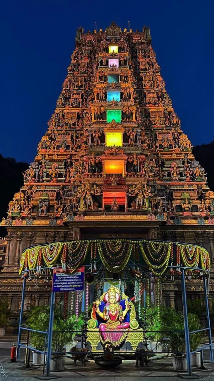 Night View Of Top 10 Majestic Temples Of India