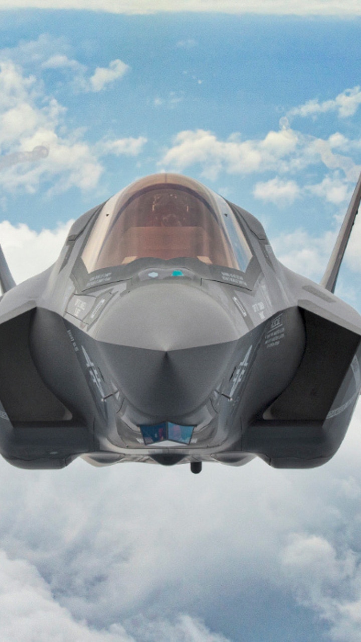 विश्व के टॉप 10 Most Advanced Fighter Jets