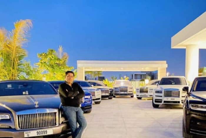 कौन हैं Rolls-Royce crash में घायल हुए Kuber Group के डायरेक्टर विकास ...