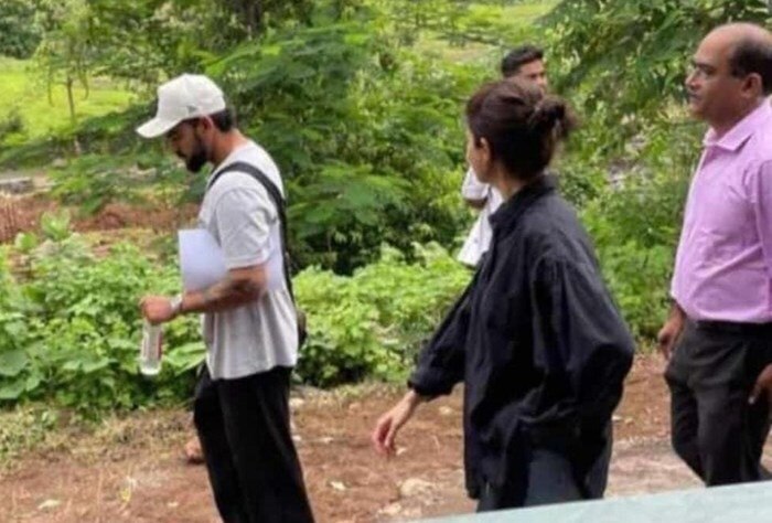 Virat Kohli in Alibaug Ahead of Asia Cup 2023 With Actress Anushka ...